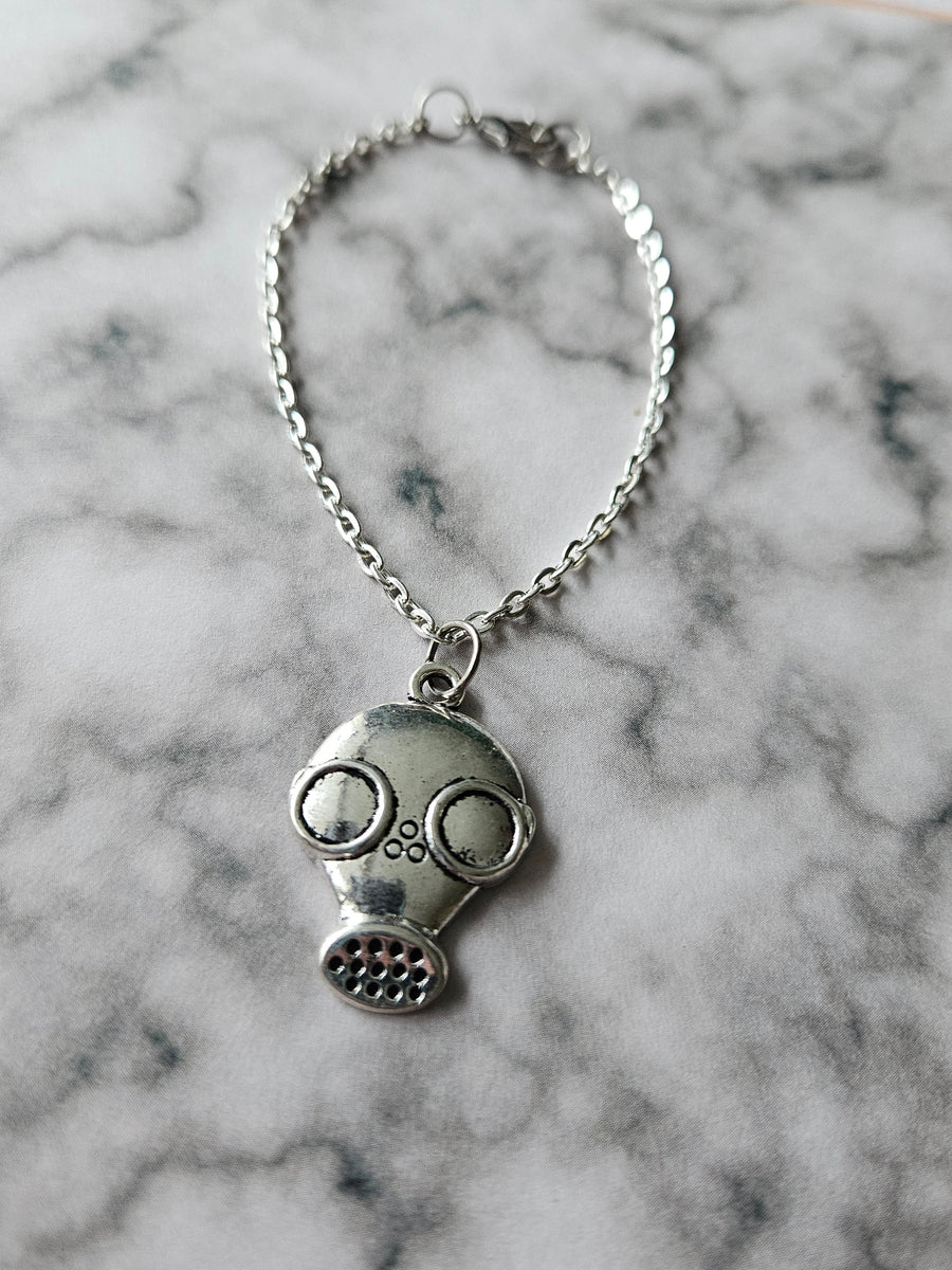 Gas Mask Charm Bracelet – cloakandcasket